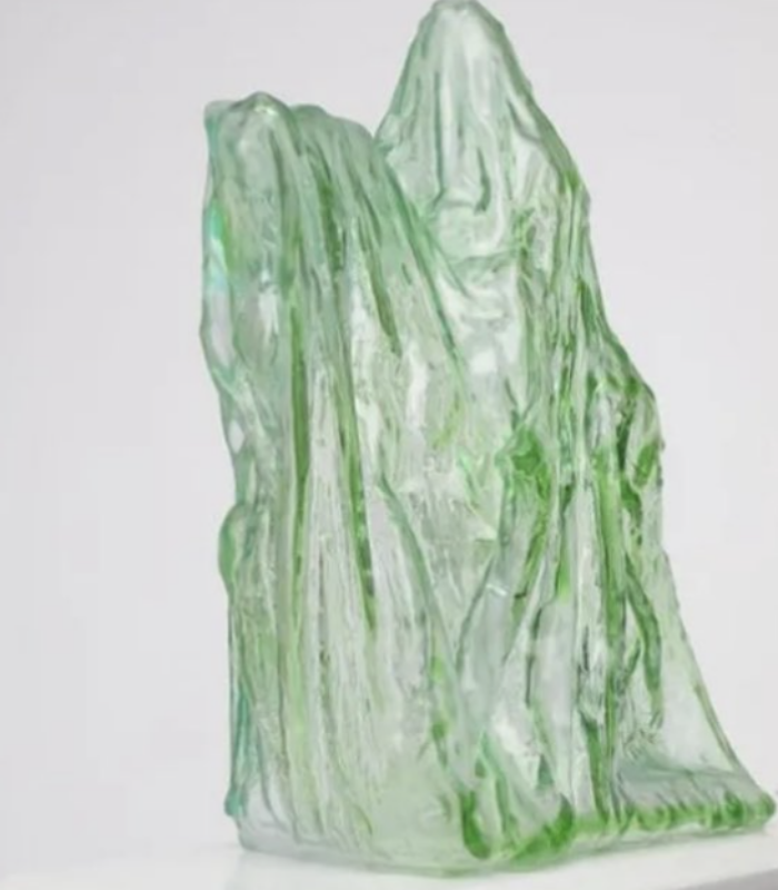 New obese statue called "Lady in Blue" isn't a joke, it's a real work ...